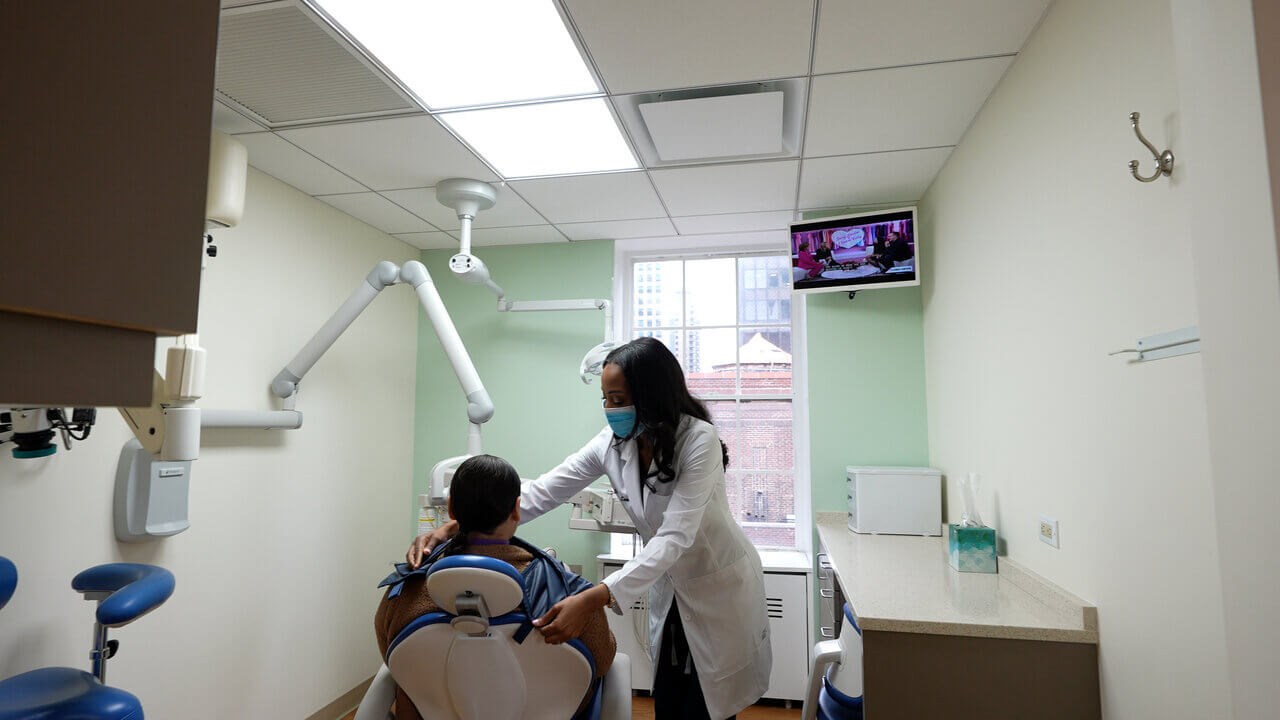 Root Canal vs Extraction – Which Is Right For You?